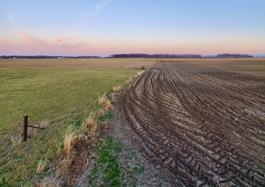 Farmland Investing Platform | AcreTrader